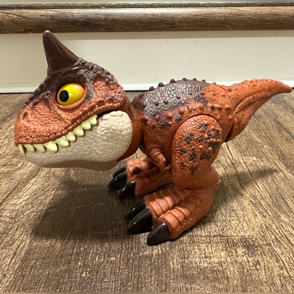 Toys | Jurassic World Chompin Carnotaurus Toro | Poshmark